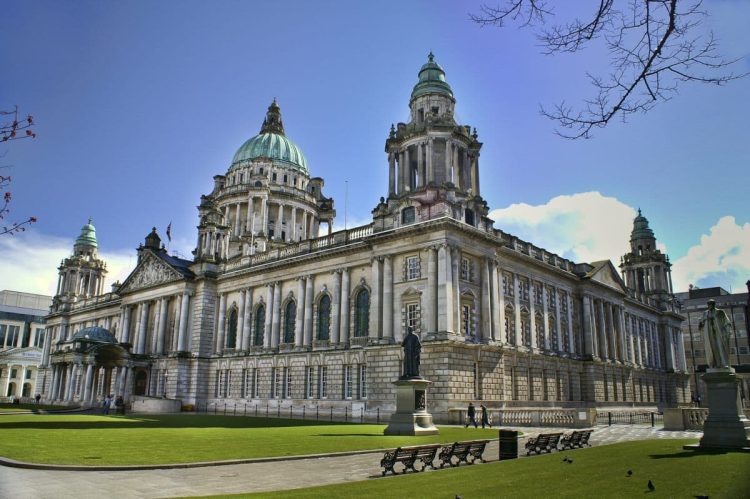 The Perfect 1, 2, or 3 Days in Belfast Itinerary - The World Was Here First