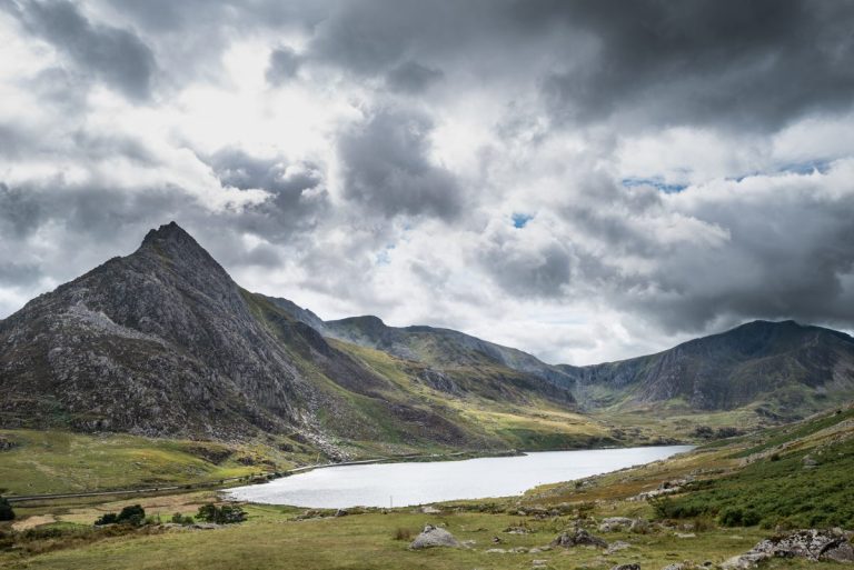 The Perfect 2 to 3 Days in Snowdonia Itinerary - The World Was Here First